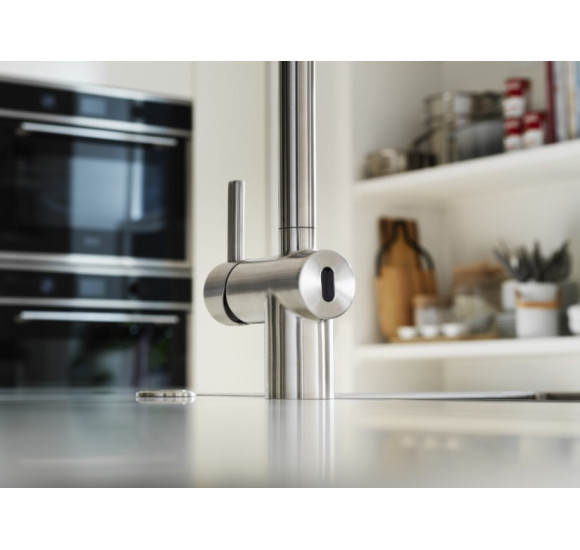 Franke Atlas Neo Sensor maišytuvas plautuvei su ištraukiama žarna ...